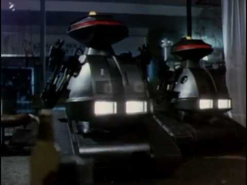 Chopping Mall - Killbot laser chase - YouTube