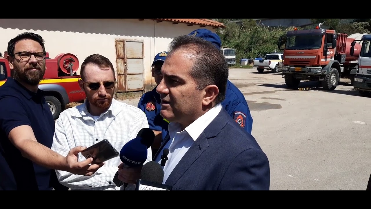 Παράδοση πυροσβεστικών οχημάτων Δήμου Καλαμάτας στις κοινότητες - 1 ...