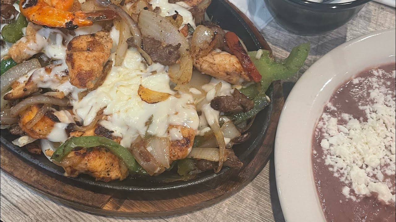 Honduran Restaurant | Dinner with Friends & Family - YouTube