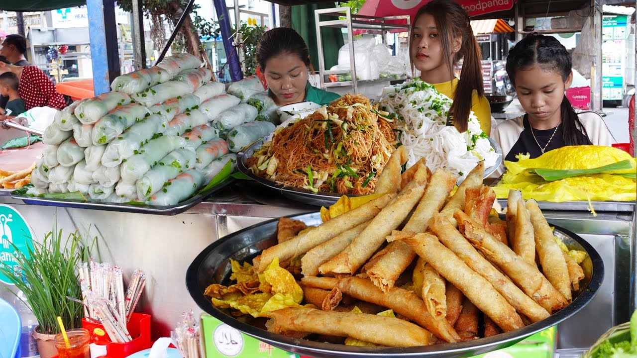 Yellow Pancake, Spring Rolls & Noodle Salad Are The Best Flavors You ...