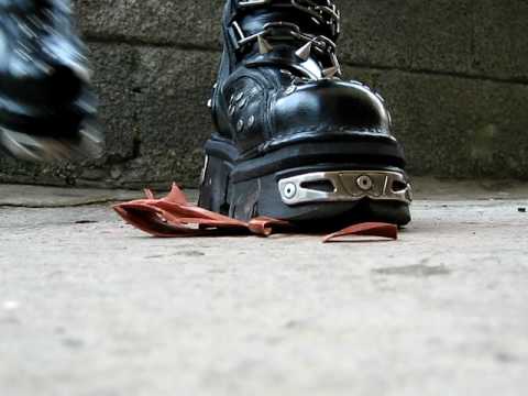 NEW ROCK BOOTS CRUSH POT