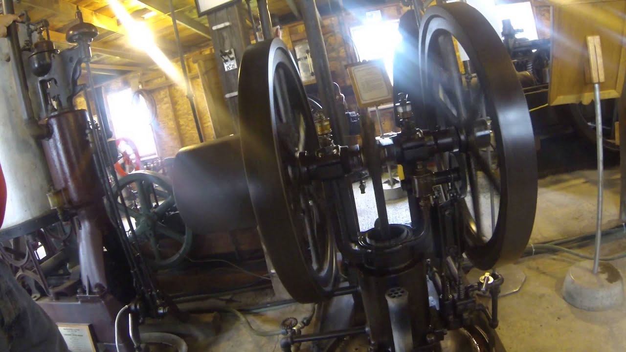 Inverted Flame Ignition Gas Engine at Coolsprings 2015 - YouTube