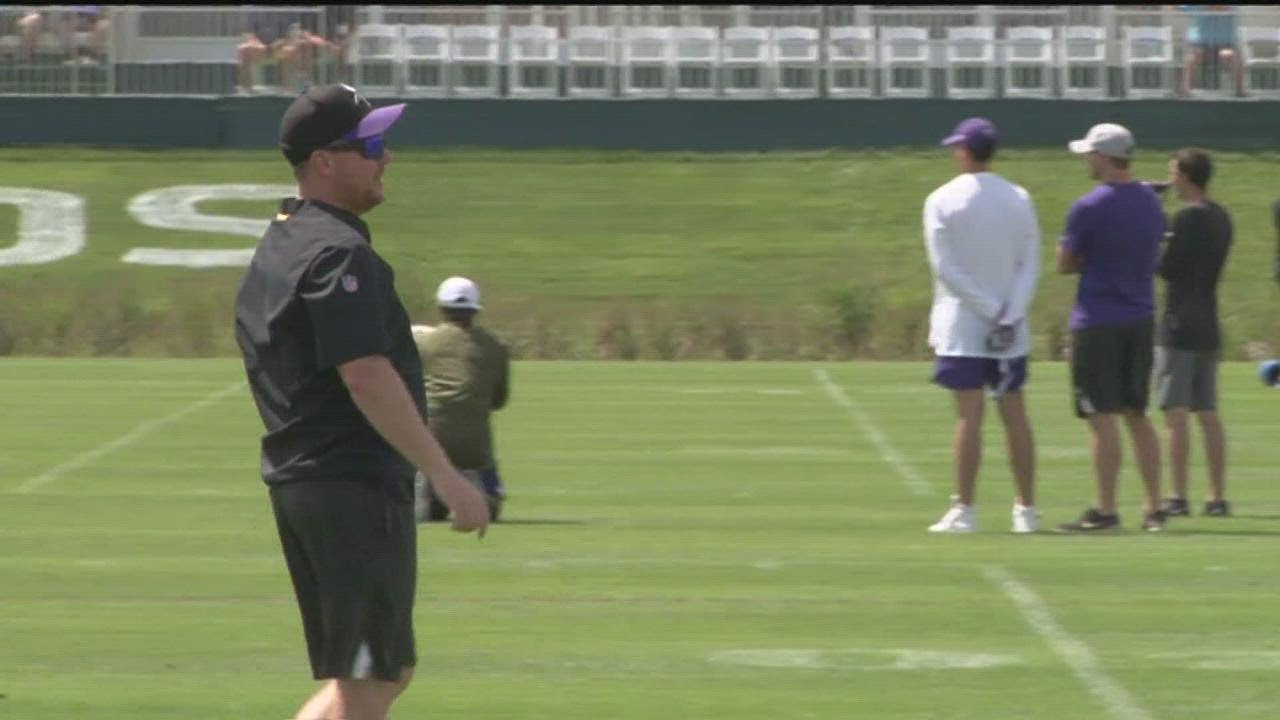 Former Minnesota Vikings coach Adam Zimmer dies at 38 - YouTube