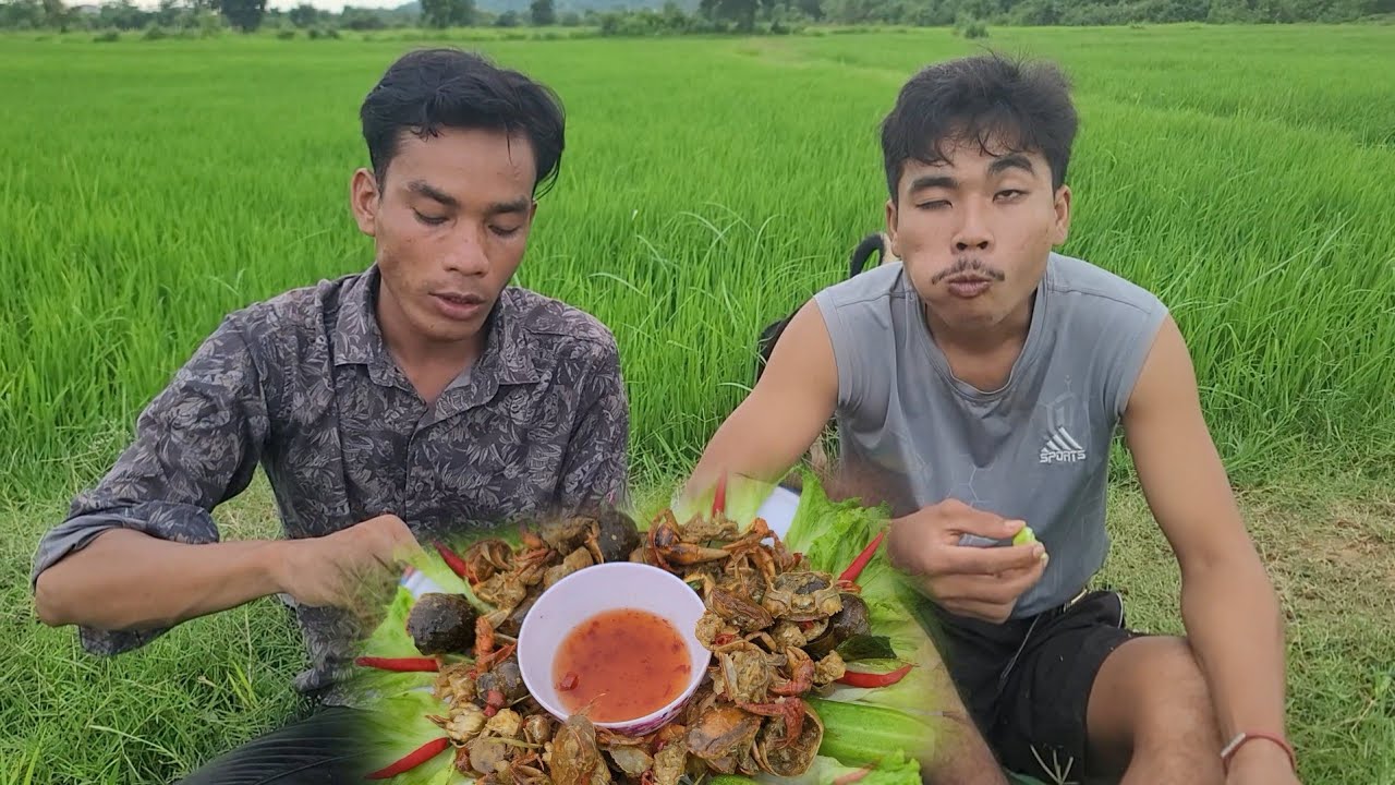 ញ៉ាំក្តាមស្រែឆ្ងាញ់ណាស់/@Ret chanry - YouTube