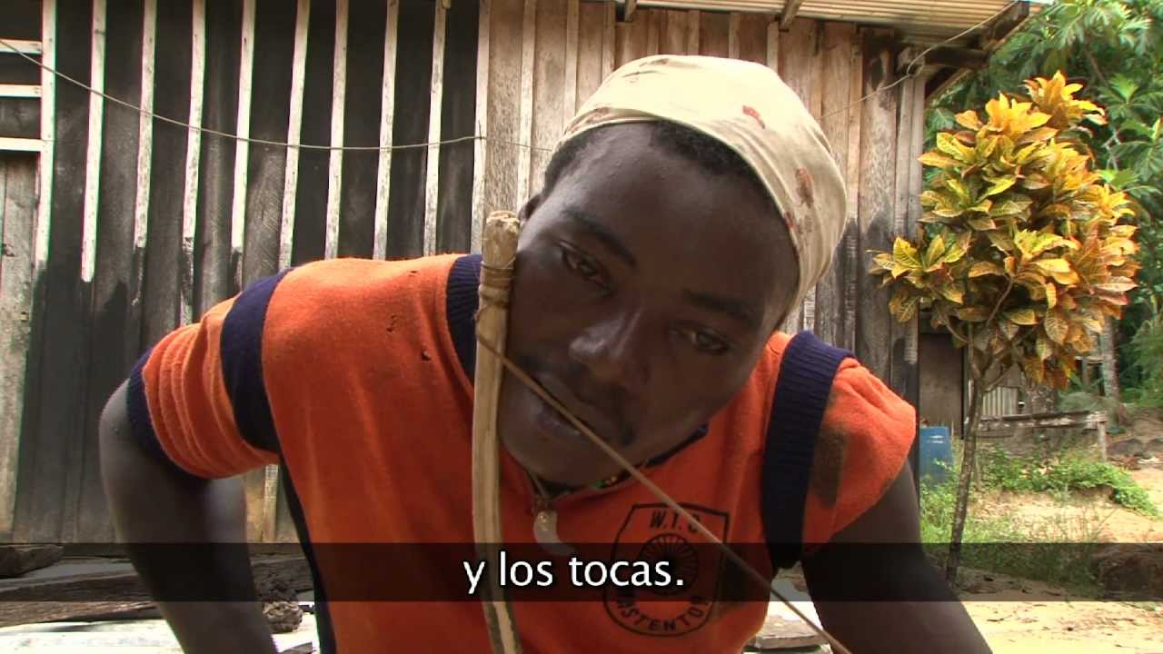 El arco musical akélé: el ngongo - YouTube