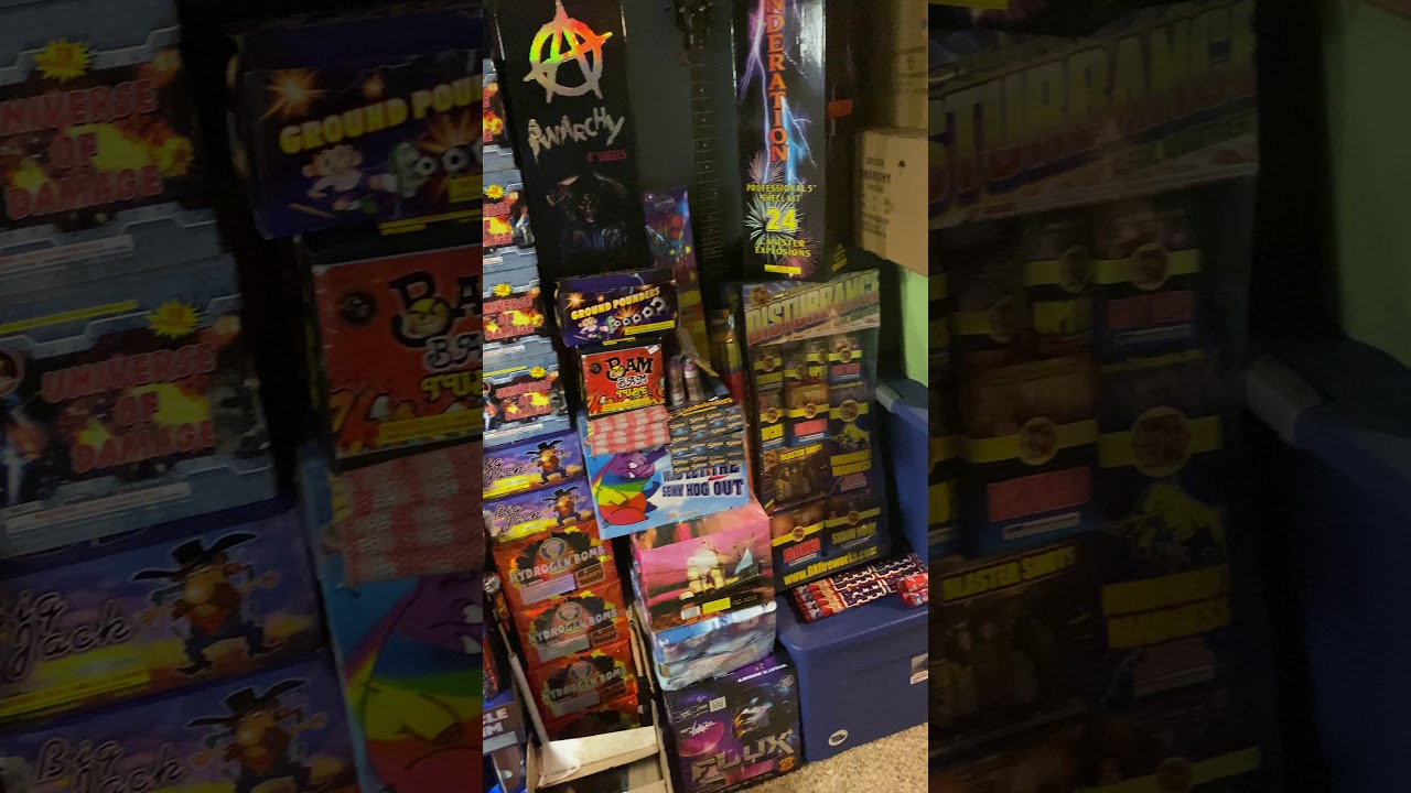 2000 DOLLAR FIREWORK STASH 2021!!! - YouTube