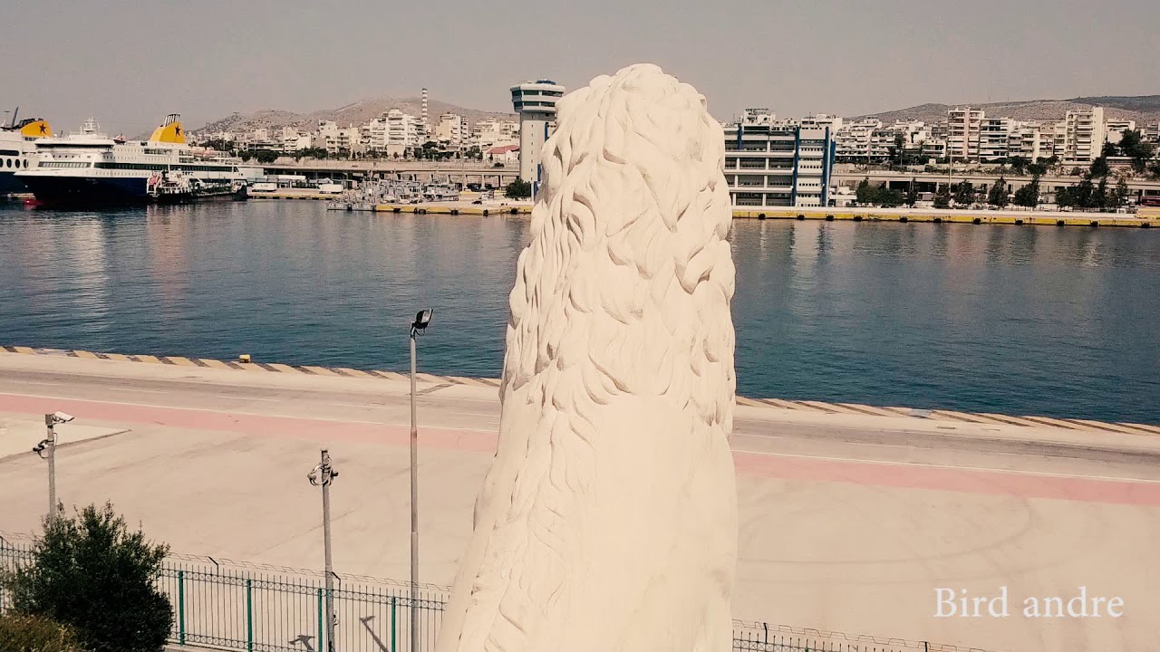Ο λεων του πειραια dronevideo - the lion of the harbor - YouTube
