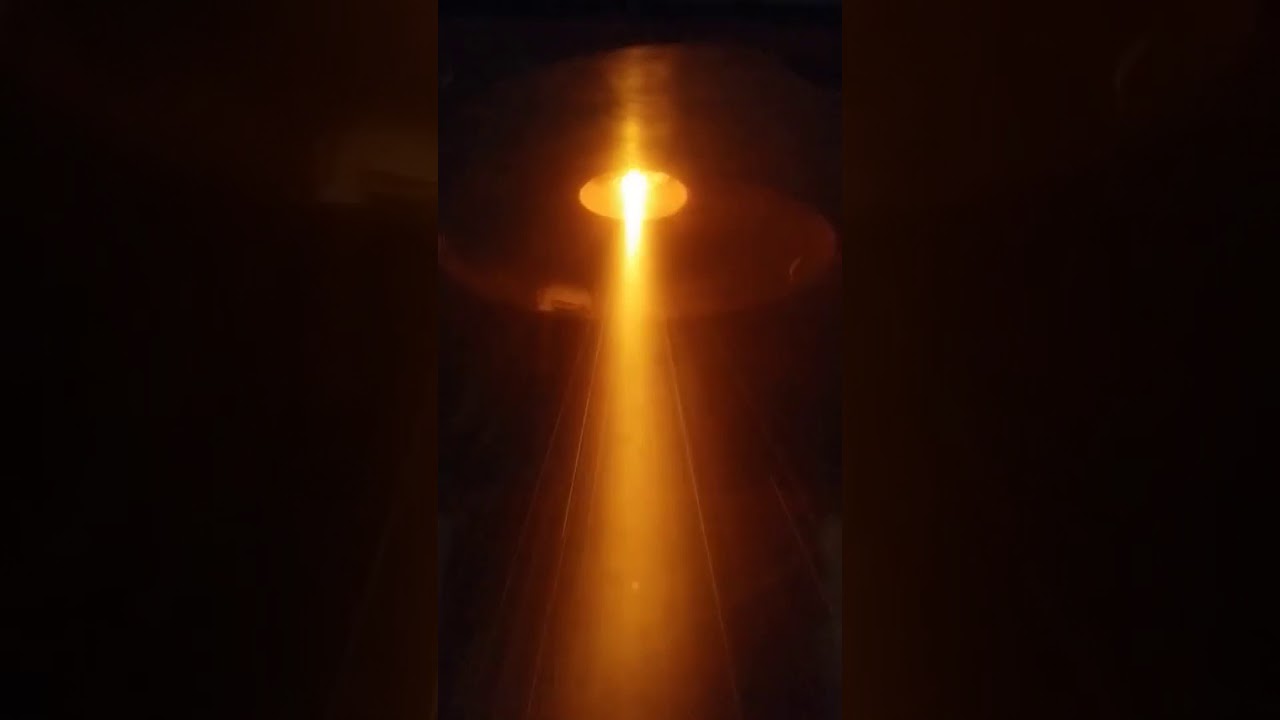 가스분무모습(Gas atomizing) - YouTube