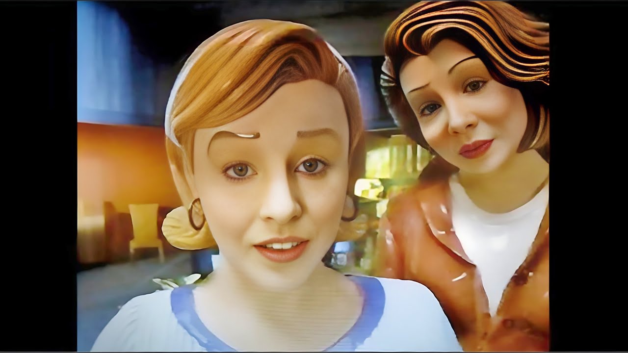 DURACELL The Puttermans Family & their parrot, kid-creep-out ad, Oct ...