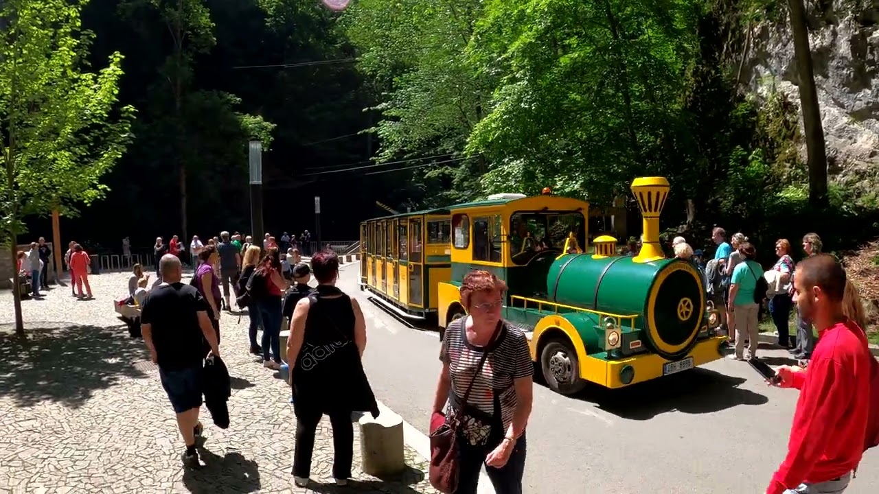 Punkevní jeskyně - Macocha 2022 (4K) - YouTube