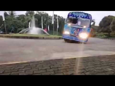 NIL KIRILLI----අපේ නිල් කිරිල්ලියො දෙන්නගෙ ගැම්ම කොහොමද ...
