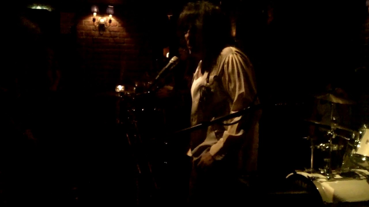 Chuck E. Weiss - Boogie Woogie Country Girl - YouTube