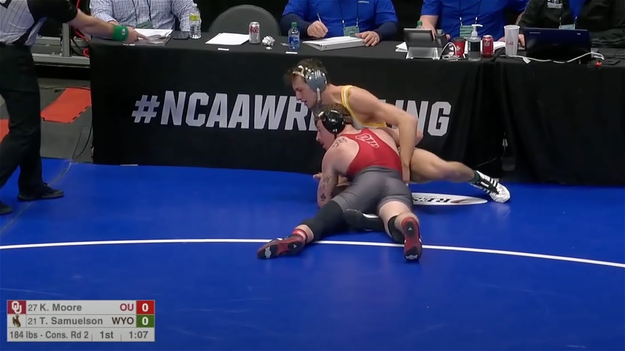 184lbs Keegan Moore (OKlahoma) vs Tate Samuelson (Wyoming) - YouTube