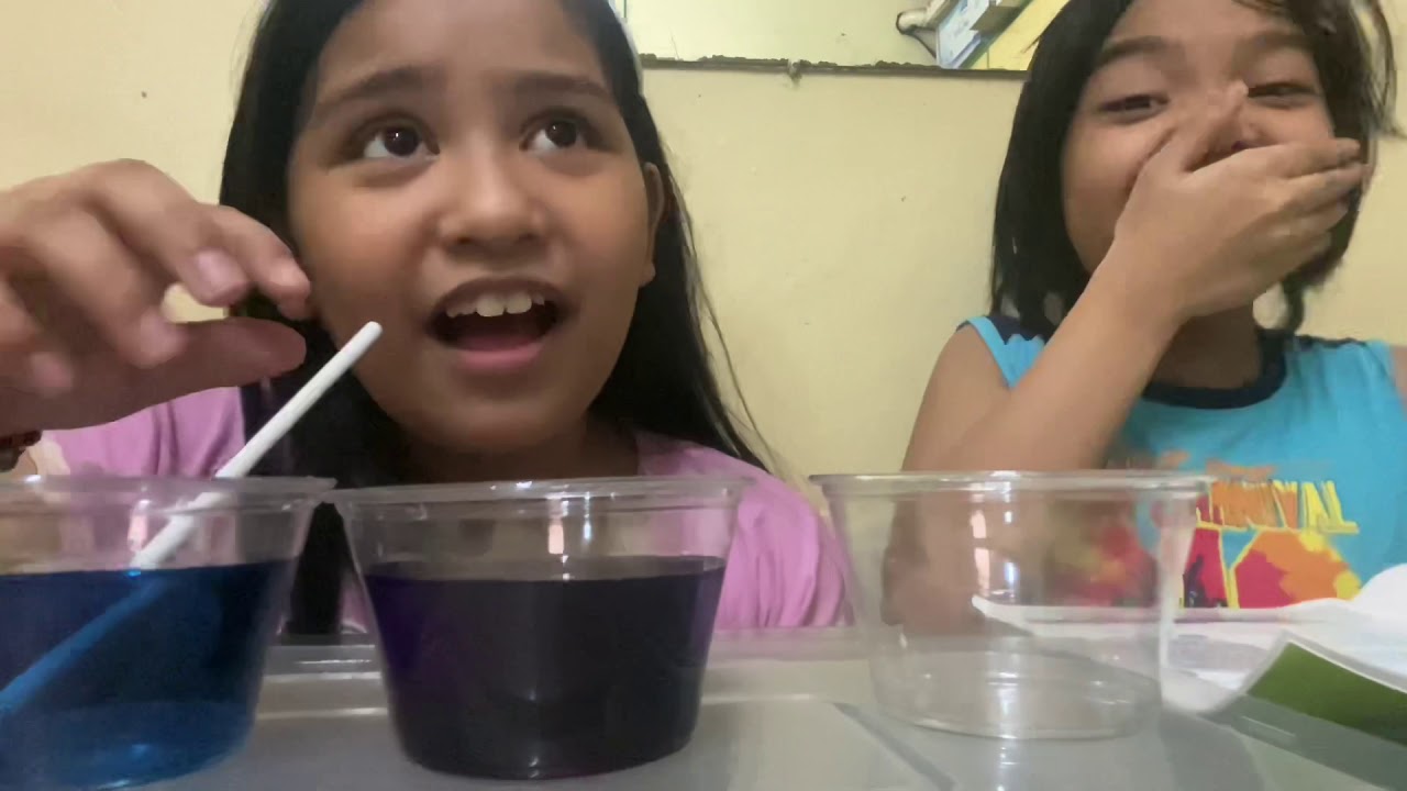 Brain Bending Experiment Part 1 - Color Changing Cabbage - YouTube