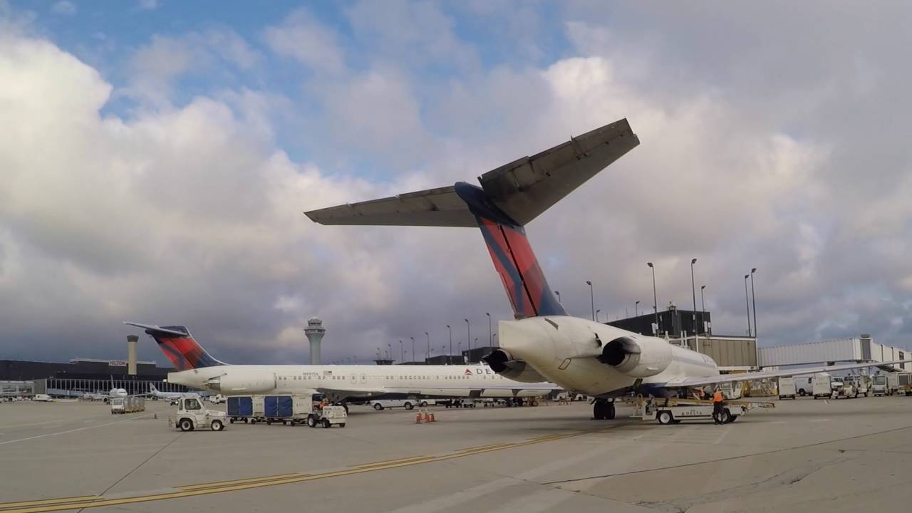 Ramp-side ORD Terminal 1 and Terminal 2 - YouTube