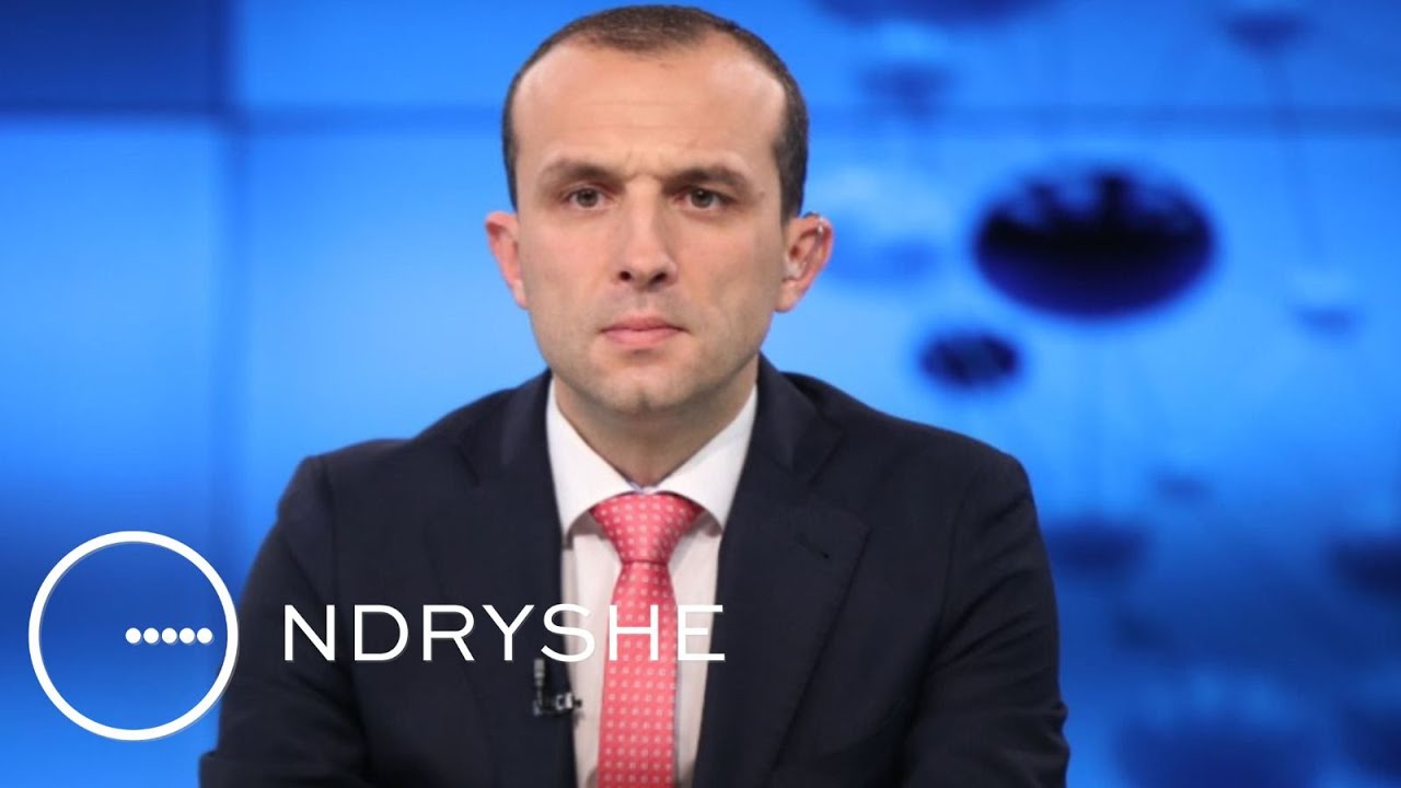 Muhamed Veliu, imazhi më i ri i fabrikës së bulmetit! - YouTube