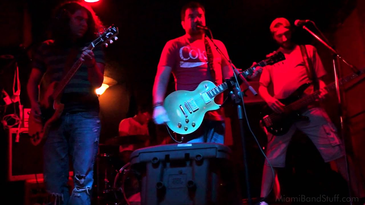 Ovrhol, live at Jada Coles, August 23 2013 - YouTube