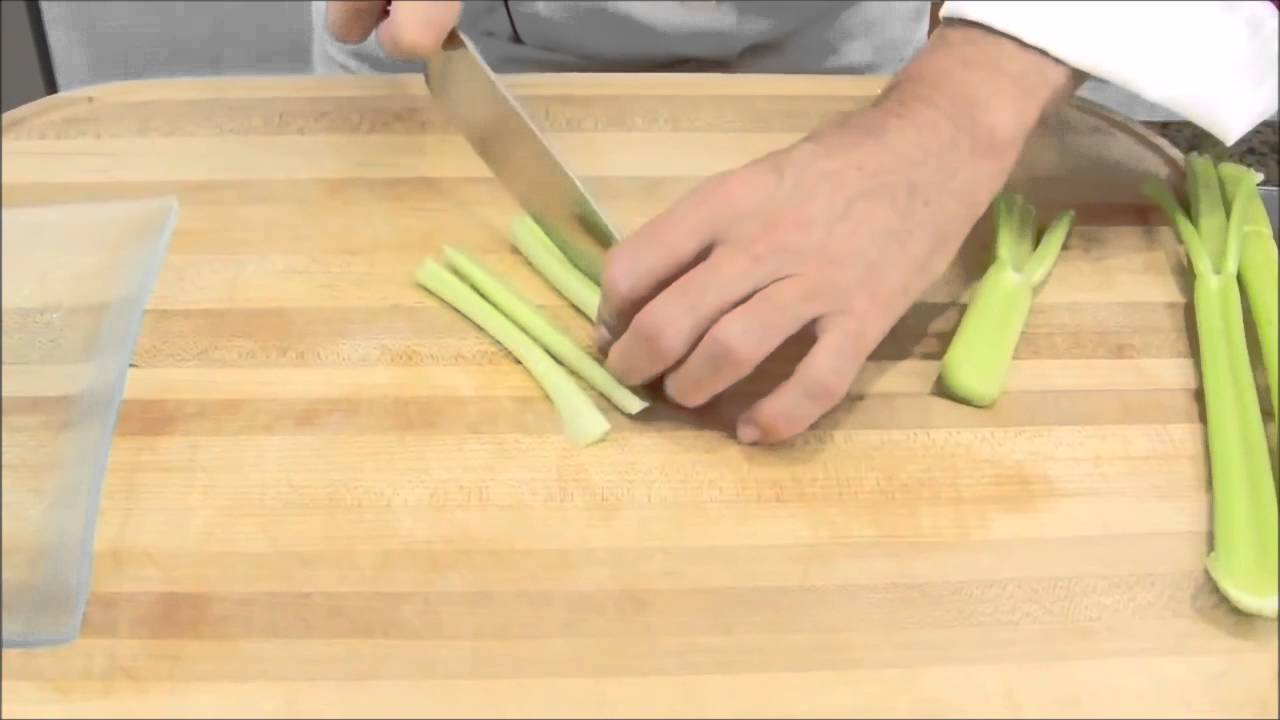 KEREVİZDE PAYSANNE DOĞRAMA CUTTİNG CELERY İNTO A PAYSANNE - YouTube