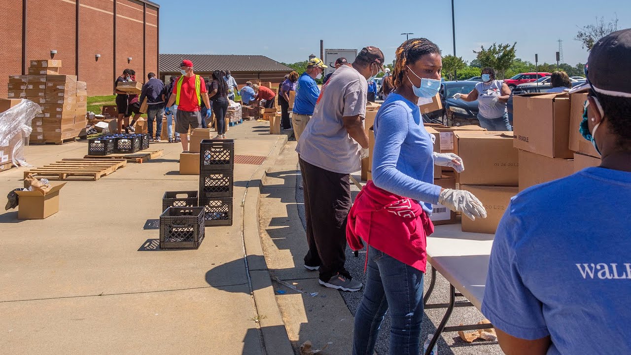 60,000 Food Bank Meals In A Day In Macon - YouTube