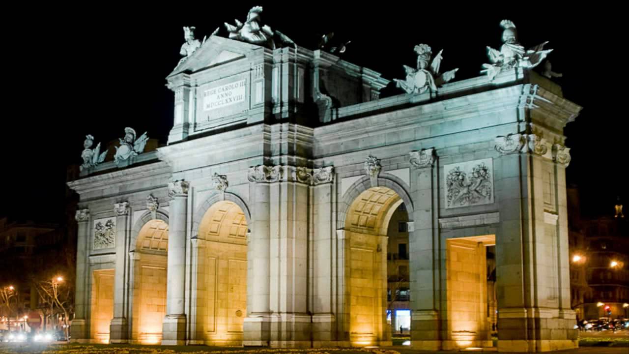 Spanish Podcast #2 - La Puerta de Alcalá - YouTube