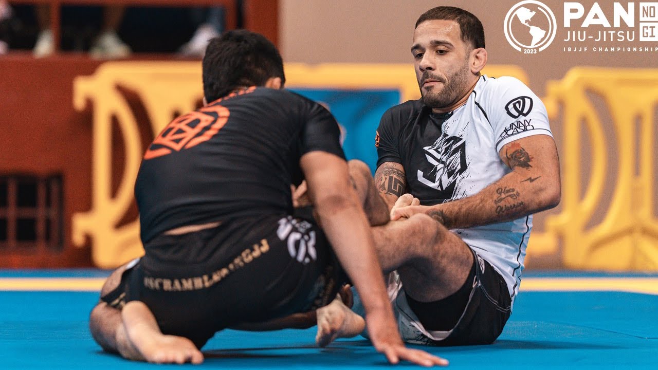 Edwin Ocasio vs Emilio Hernandez / Pan Championship No-Gi 2023 - YouTube