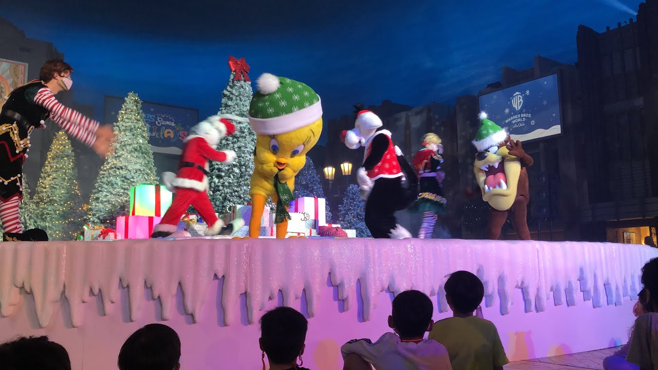 WARNER BROS. CHRISTMAS SPECIAL FULL SHOW!!! - YouTube