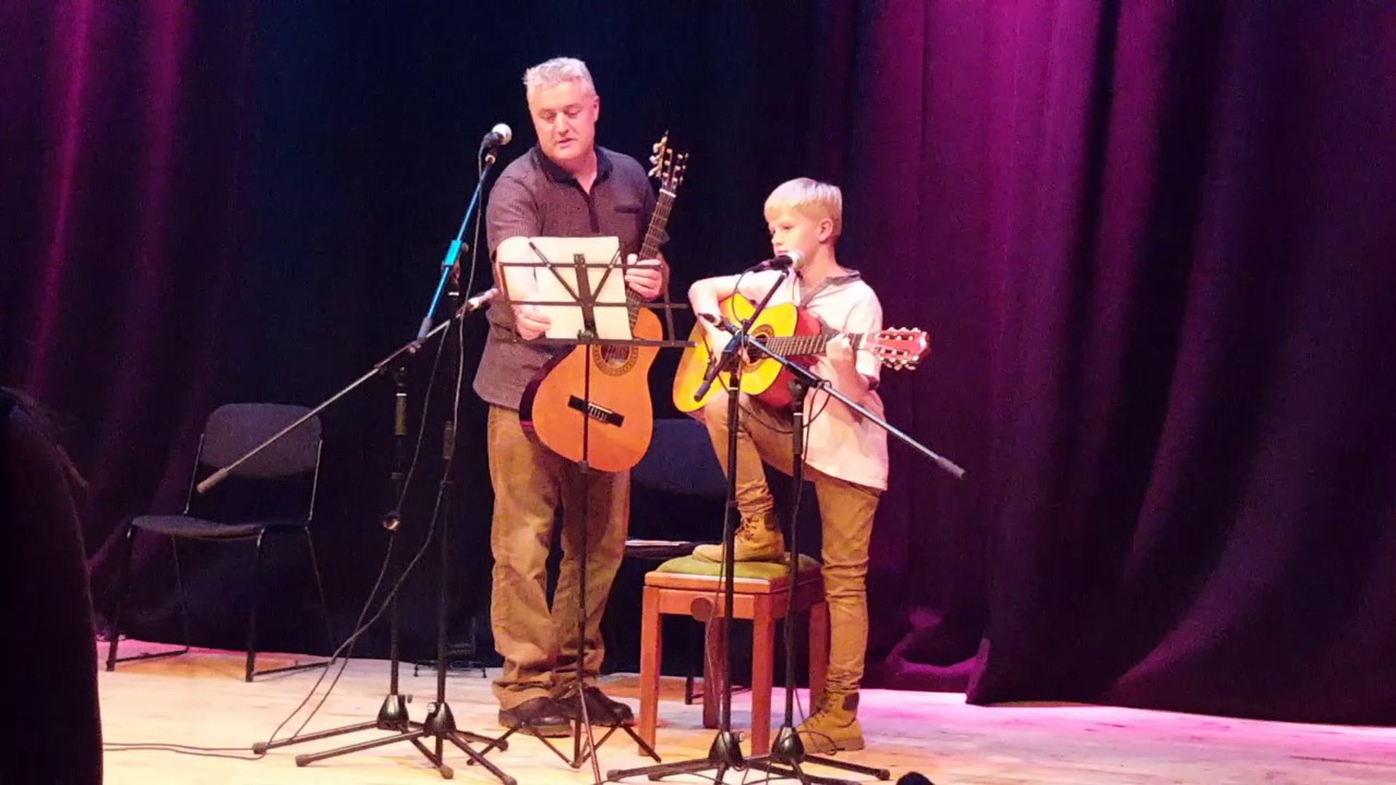 Father and son's first on stage duet - YouTube