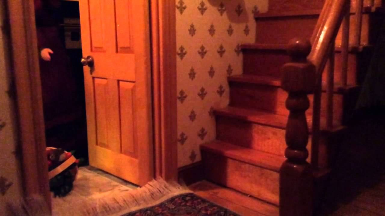 The Doll: A scary/laughable iMovie "horror" trailer - YouTube