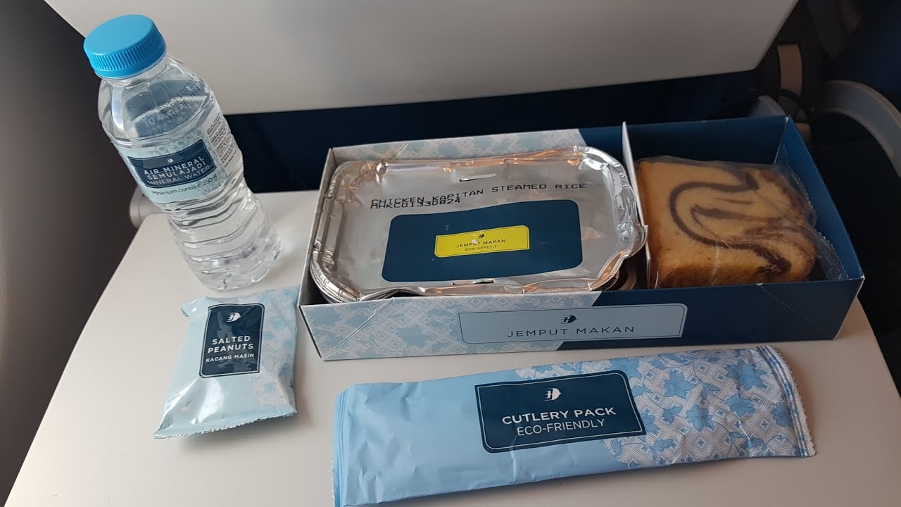 Inflight Meal Malaysia Airlines MH 772 First Flight Kuala Lumpur KLIA ...
