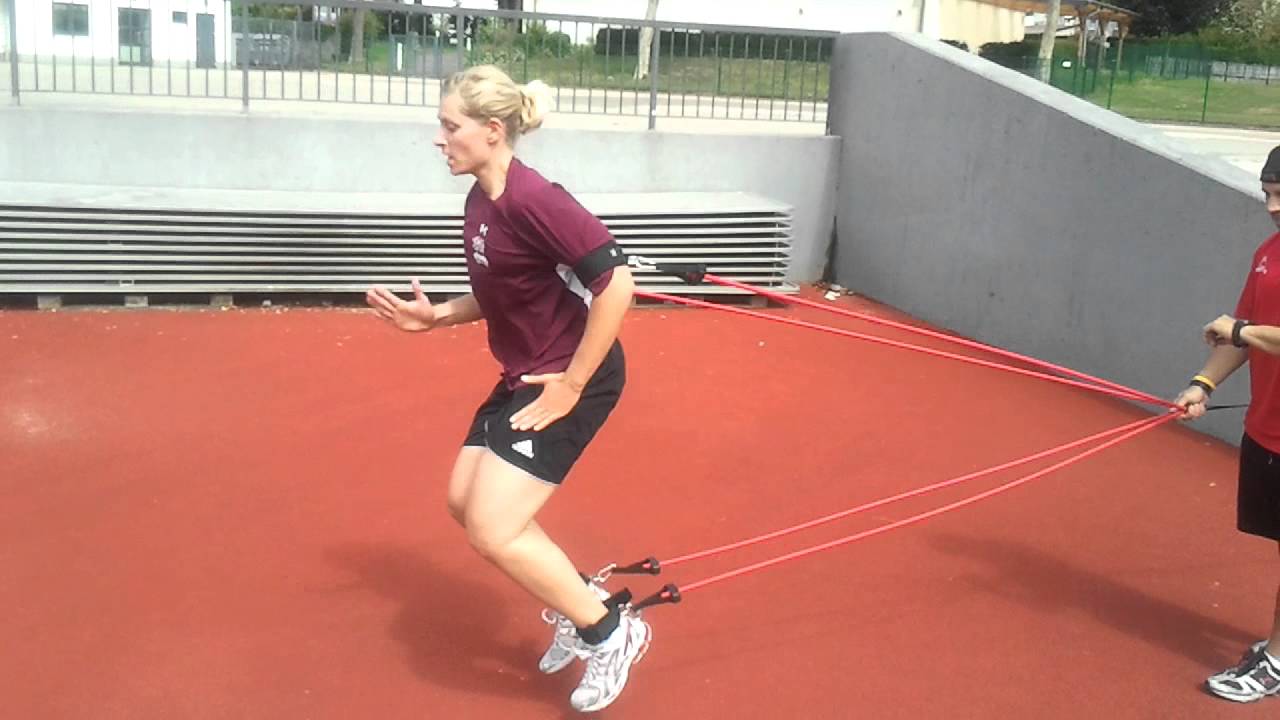 Sprinttraining mit dem Power Sprinter für Sportler!!! - YouTube