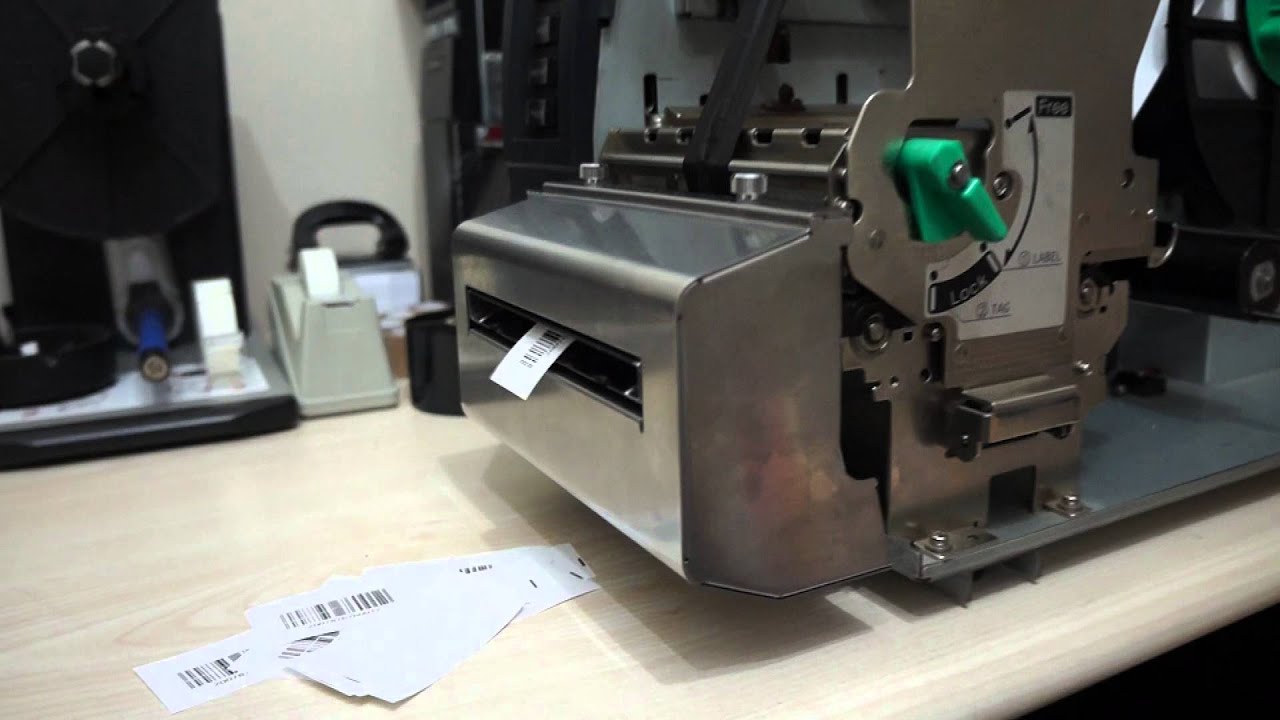 TOSHIBA B-SX5 SWING CUTTER - YouTube