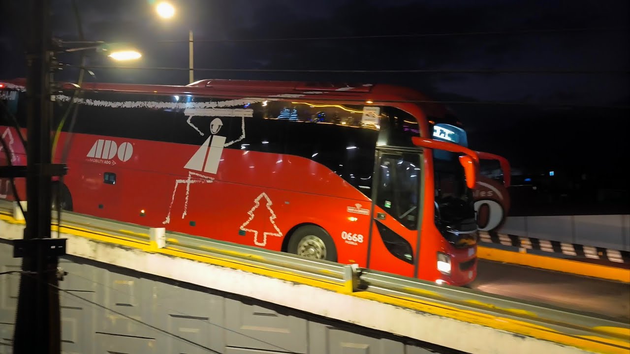 Autobuses ADO y VIA sobre el puente de Teziutlán (Pt.2) - YouTube