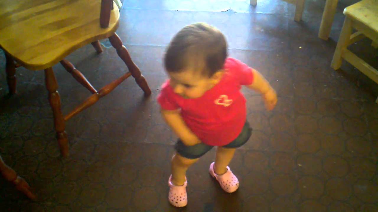sam dancing - YouTube