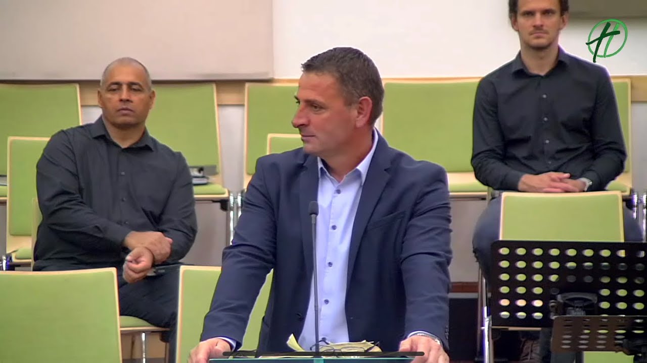 Florin Sandru | Speranța Linz - YouTube