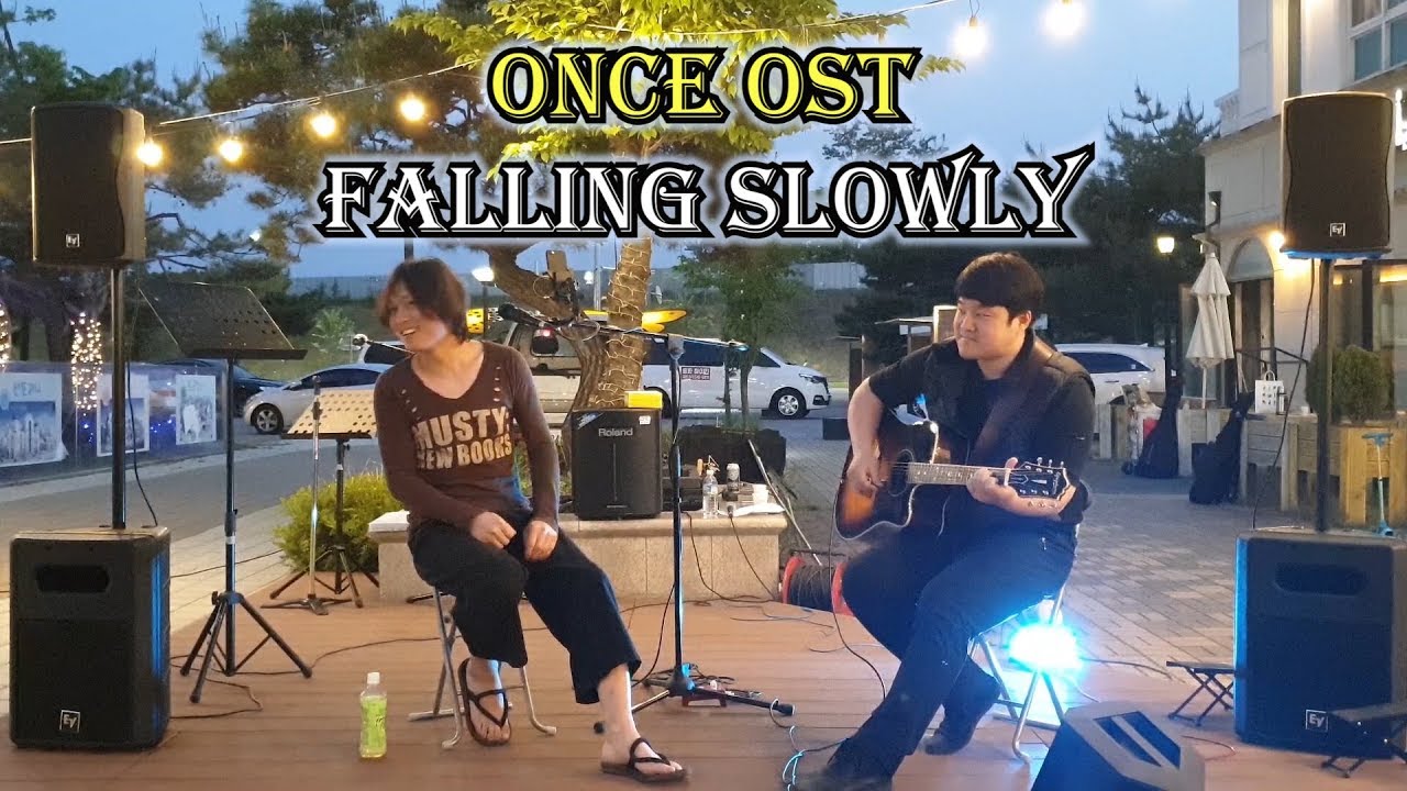 영화 '원스(Once)'의 OST Falling Slowly Busking - YouTube