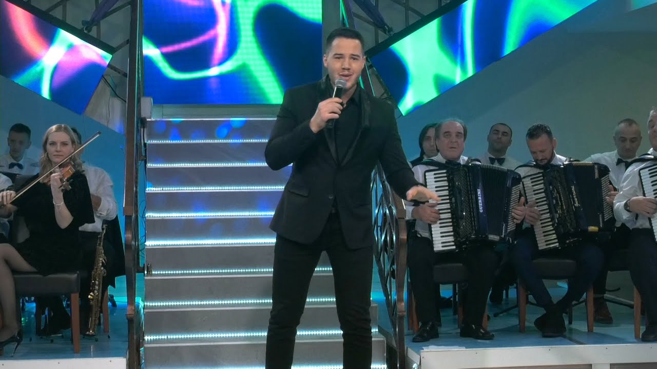 IBRO BUBLIN - Tuđe nebo - FESTIVAL NARODNE MUZIKE BIHAĆ 2021 - YouTube