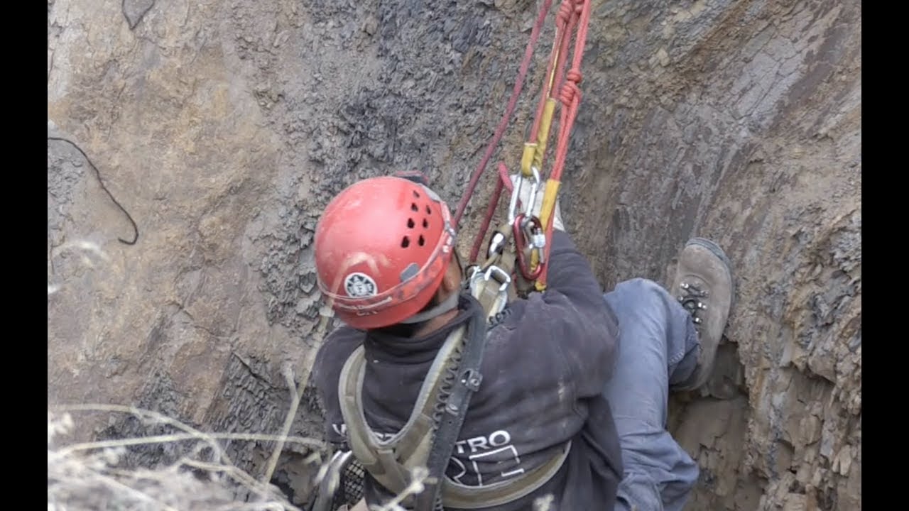 West Metro Fire Rescue: Mine Shaft Rescue - YouTube