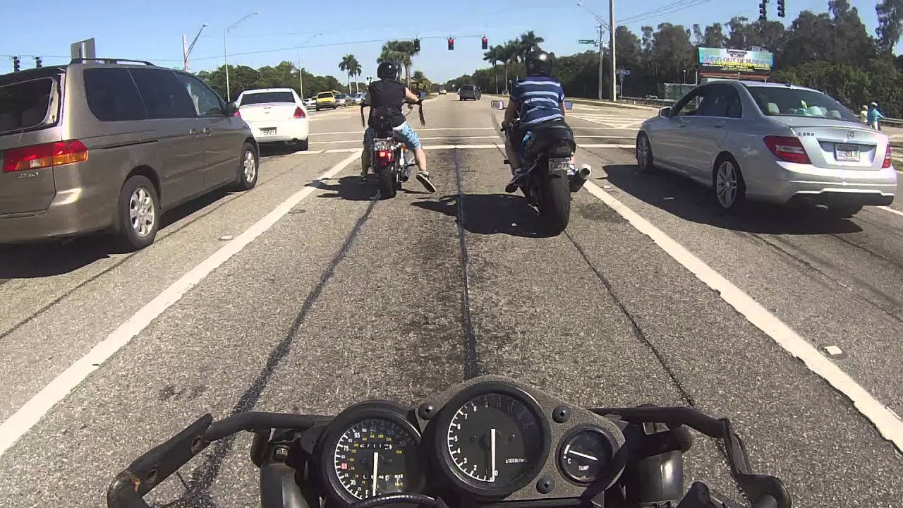 fzr 600 and 2000 gsxr 600 - YouTube