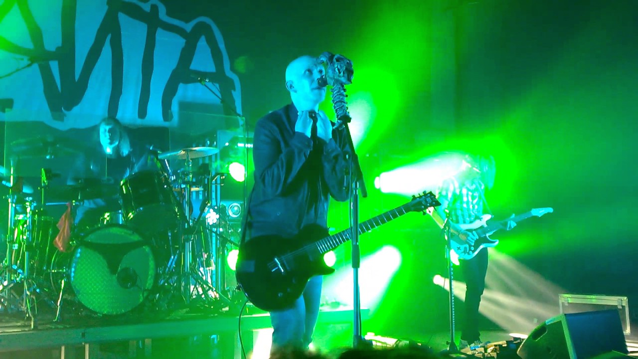 Apulanta - Jumala - Live @ Peurunka Areena 2.12.2016 - YouTube