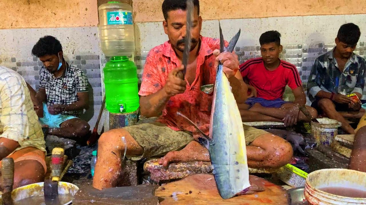 Fast Filleting Show of Two Big Queen Fish in Indian Fish Market - YouTube