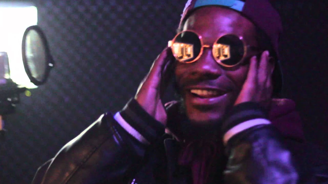 Views from the 6 - Vlog 1 - YouTube