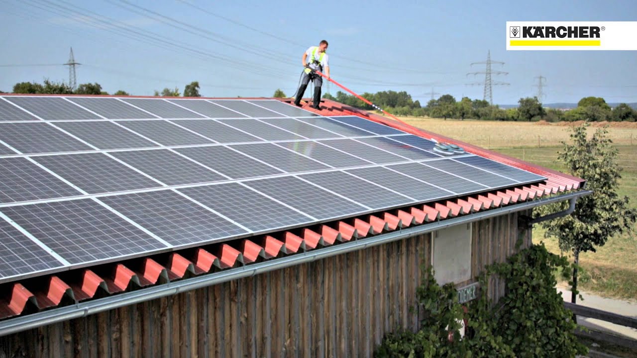 Kärcher Limpiadora de placas solares iSolar - YouTube