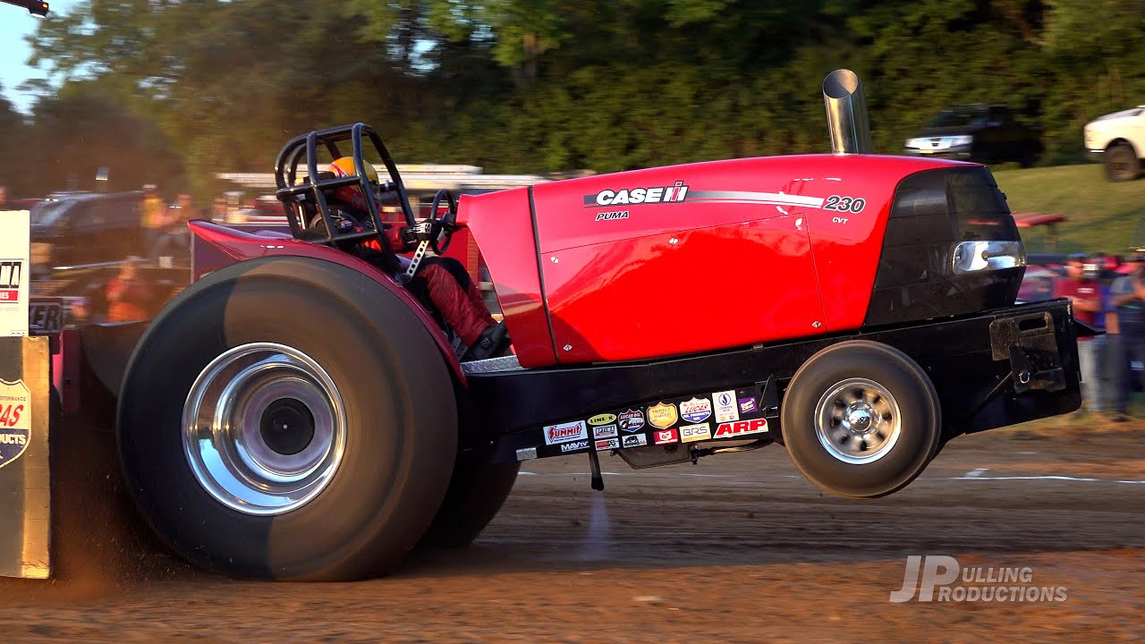 Tractor Pulling 2021: Light Super Stock Tractors pulling in Knoxville ...