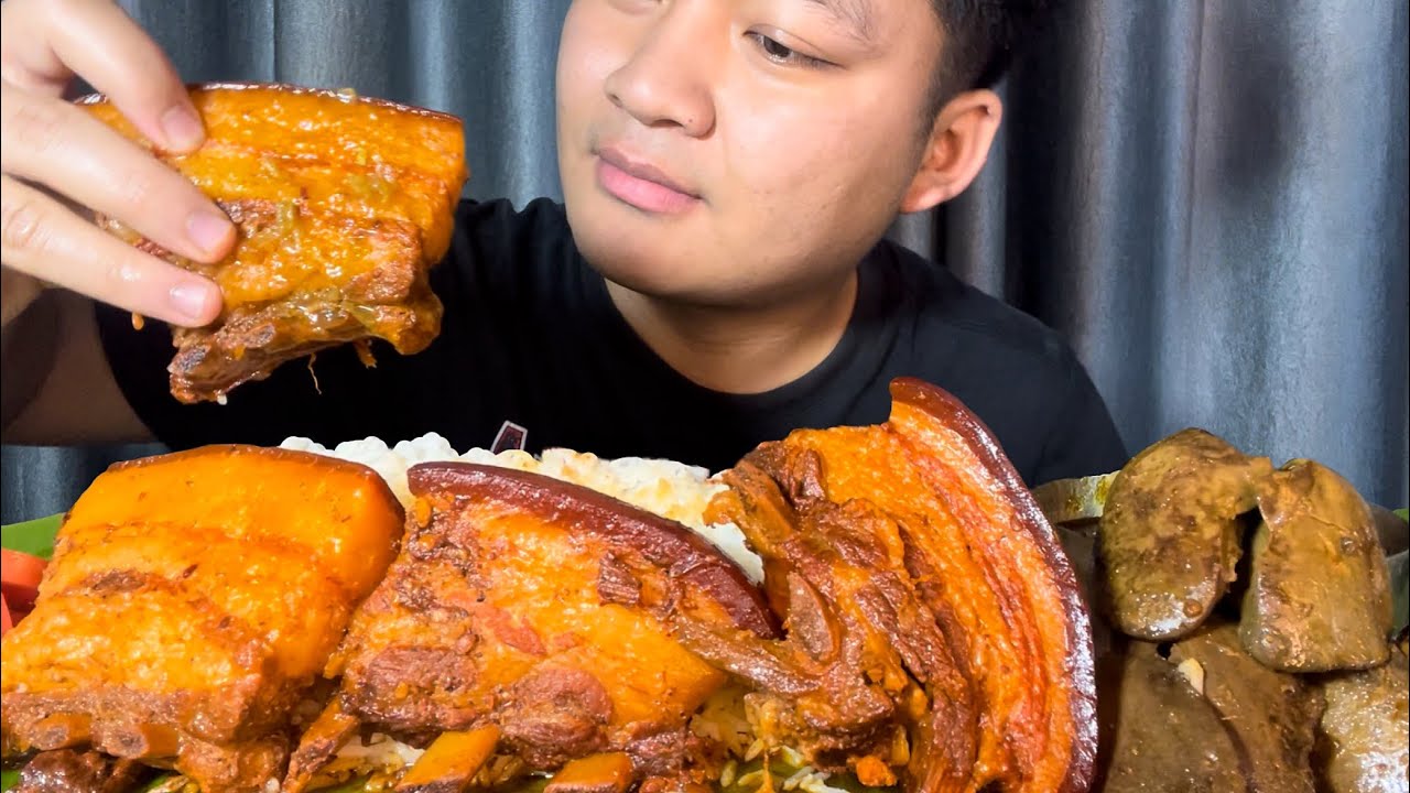 HUGE NAGA STYLE FATTY PORK BELLY & PORK RIBS & CHICKEN LIVER & EXTRA ...