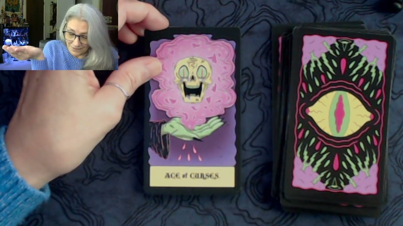 **WEIRDNESS ALERT** The Wizard's Tarot Unboxing and Test Drive - YouTube