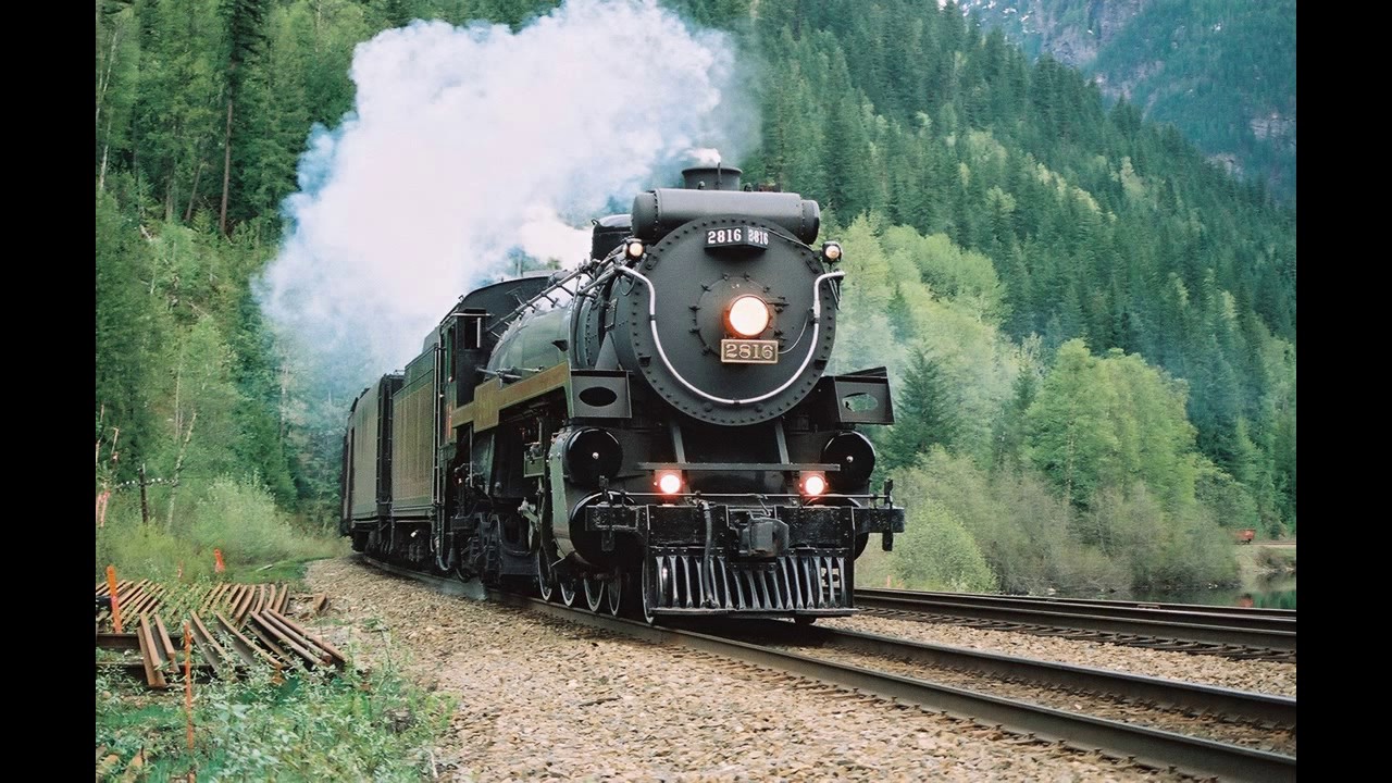 Trains on Tuesday. 25th. July 2017. CPR 2816. - YouTube