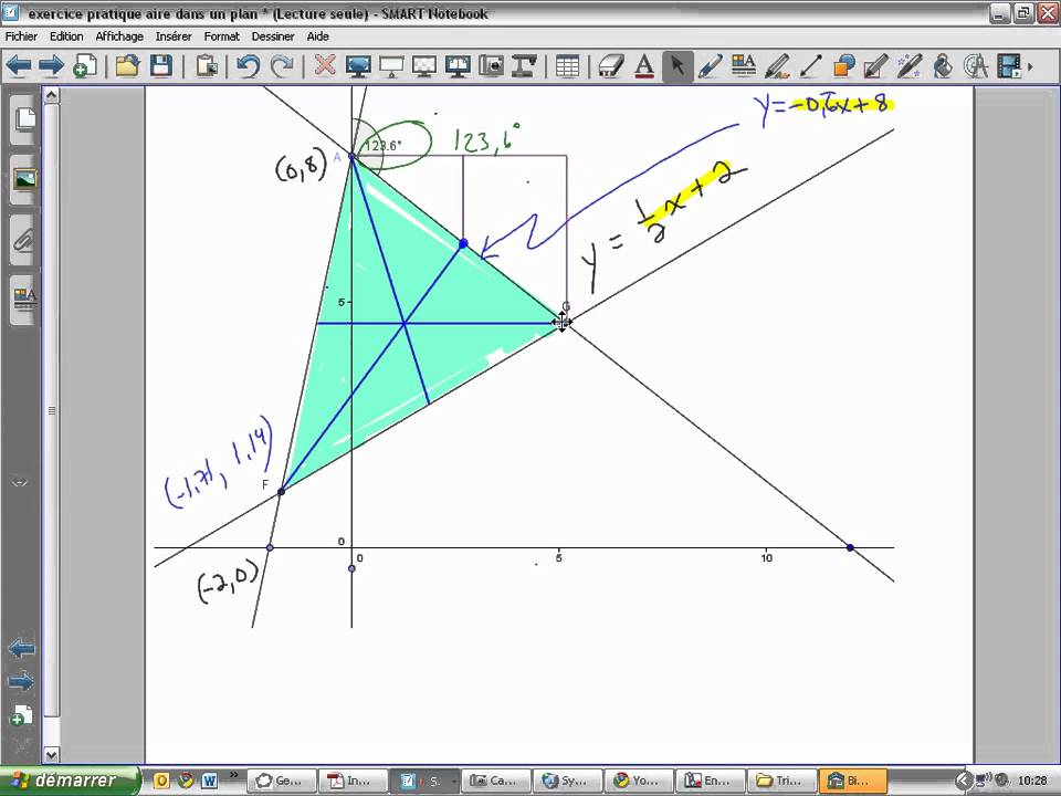 trouver point milieu d'un triangle - YouTube
