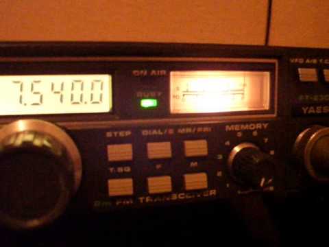 YAESU FT-230R - YouTube