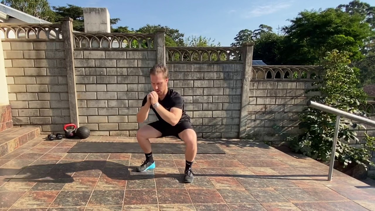 Squat hops - YouTube