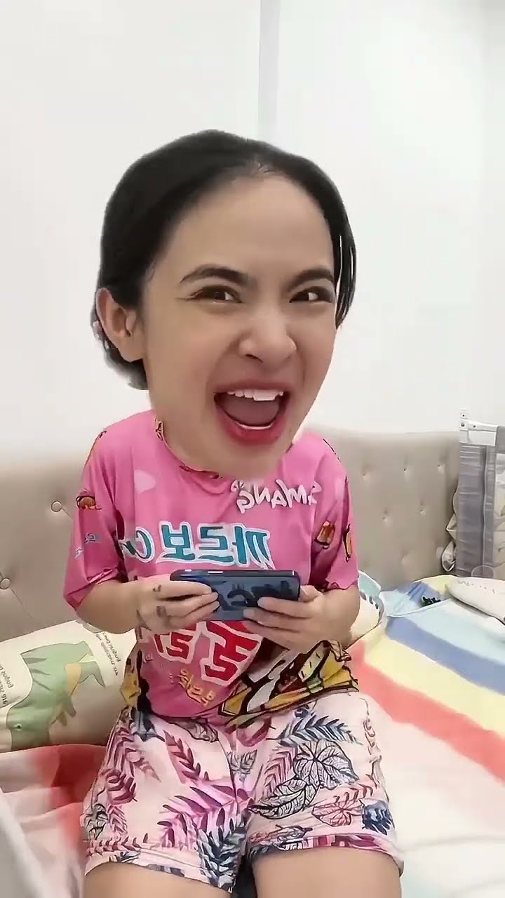 #cuoikhapxom #haihuoc - YouTube